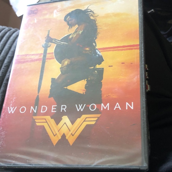 Media | Wonder Woman Dvd | Poshmark